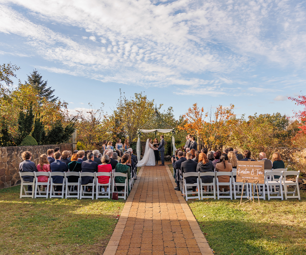 Granite Rose: New Hampshire Charm in a Picturesque Setting | Wedding ...